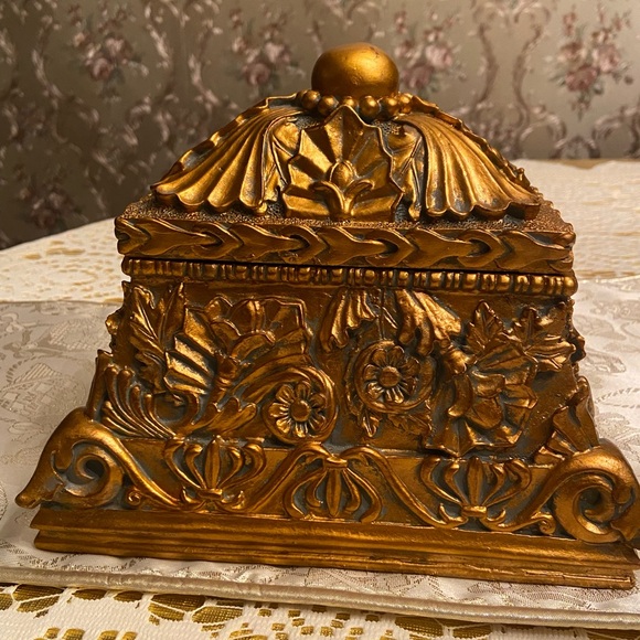 Home Interiors | Accents | Ornate Gold Decorative Box | Poshmark